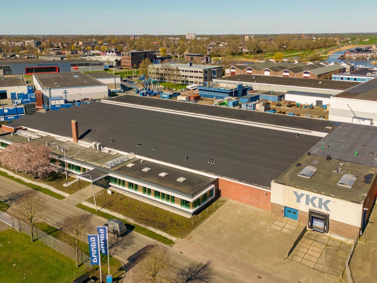 YKK Group | YKK Nederland BV